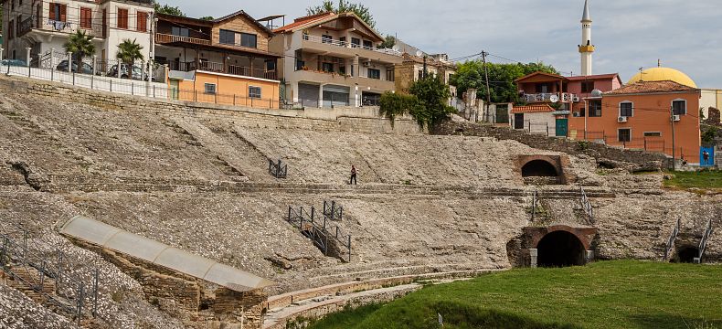 Římský amfiteátr: řadí se mezi největší amfiteátry Balkánského ...