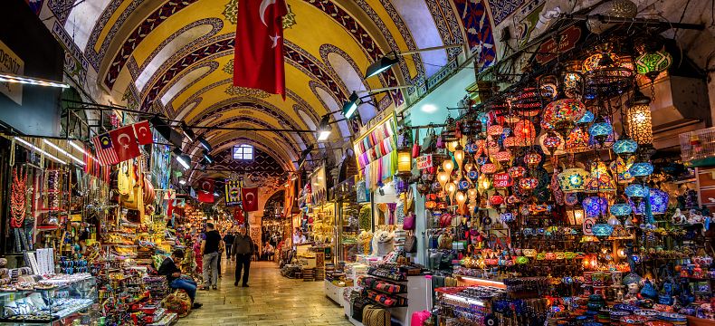 Velký bazar: Tři tisíce stánků! | Magazín Radynacestu.cz